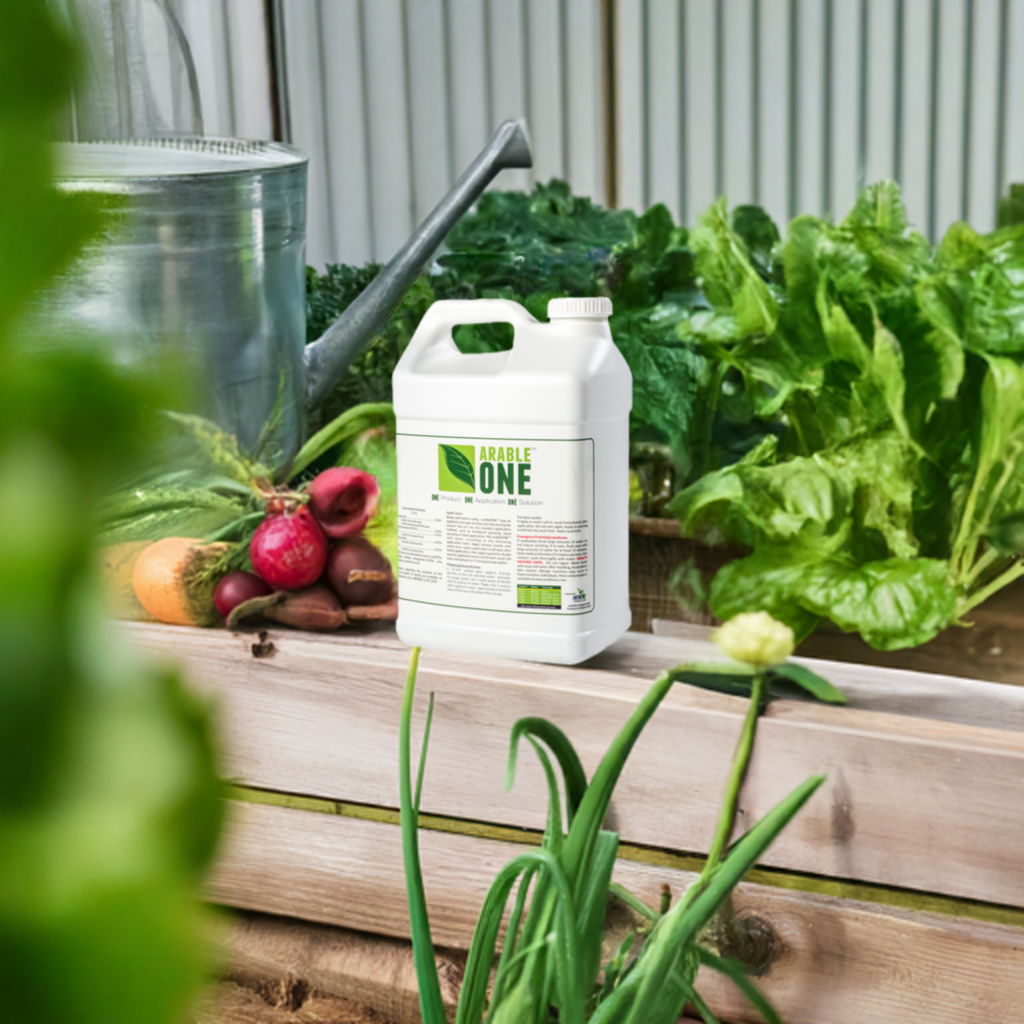 Lawn Boost™ 1 Quart (32 OZ) [1/2 ACRE]: For medium-sized lawns and yar ...